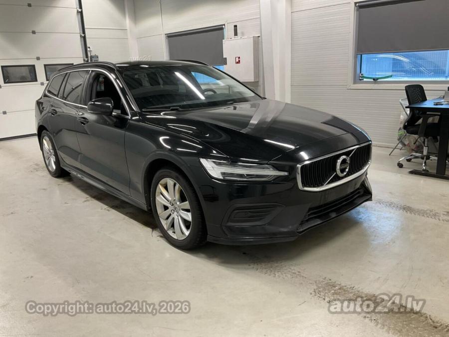 Black Volvo V60 2021 in Tartu, with an engine capacity of 2.00 L and mileage of 233 thousand km for 18900 €, photo 2 on AUTOMOTO.COM.LV