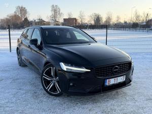 Melns Volvo V60 2021 Joniškis, ar dzinēja tilpumu 1.97 L un nobraukumu 210 tūkst. km par 18700 €, foto  vietnē AUTOMOTO.COM.LV