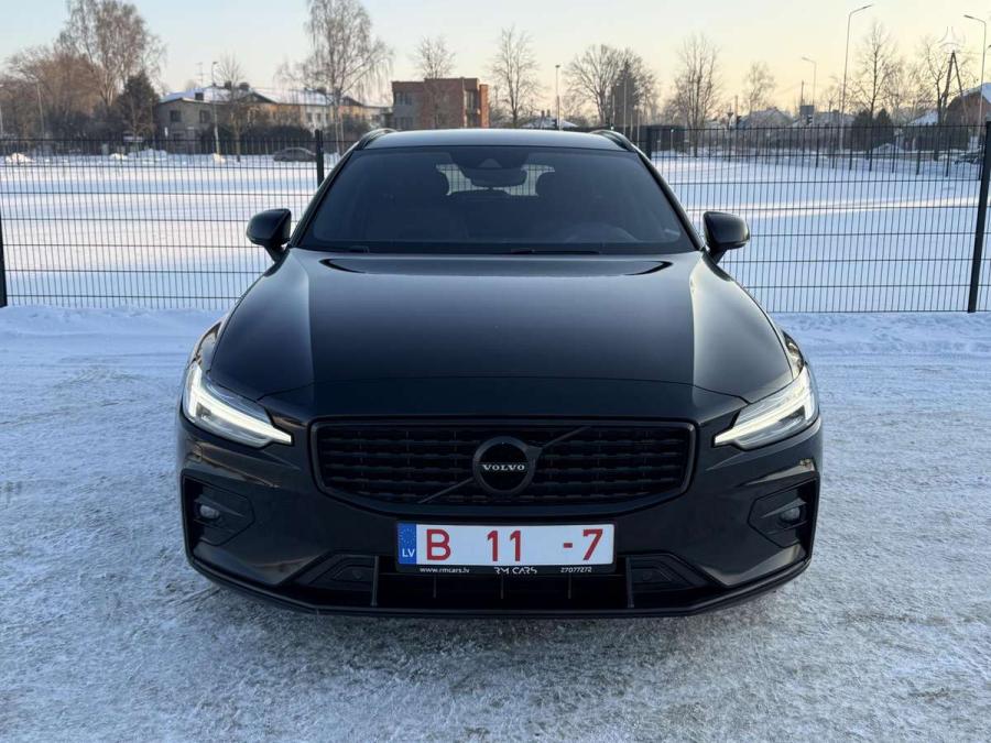 Melns Volvo V60 2021 Joniškis, ar dzinēja tilpumu 1.97 L un nobraukumu 210 tūkst. km par 18700 €, foto 5 vietnē AUTOMOTO.COM.LV