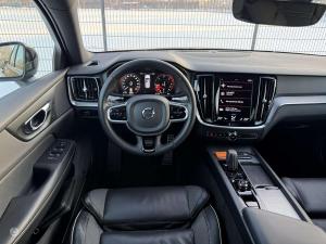Melns Volvo V60 2021 Joniškis, ar dzinēja tilpumu 1.97 L un nobraukumu 210 tūkst. km par 18700 €, foto 11 vietnē AUTOMOTO.COM.LV