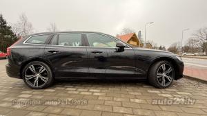 Melns Volvo V60 2021 Tallina, ar dzinēja tilpumu 2.00 L un nobraukumu 68 tūkst. km par 999 €, foto 7 vietnē AUTOMOTO.COM.LV
