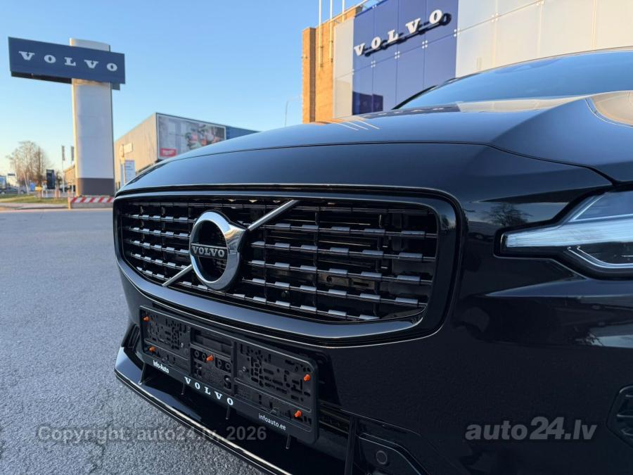 Melns Volvo V60 2021 Pērnava, ar dzinēja tilpumu 2.00 L un nobraukumu 33 tūkst. km par 29900 €, foto 6 vietnē AUTOMOTO.COM.LV