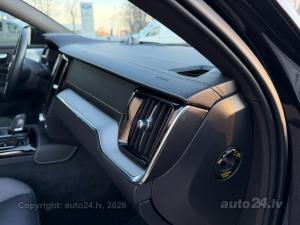 Melns Volvo V60 2021 Pērnava, ar dzinēja tilpumu 2.00 L un nobraukumu 33 tūkst. km par 29900 €, foto 20 vietnē AUTOMOTO.COM.LV