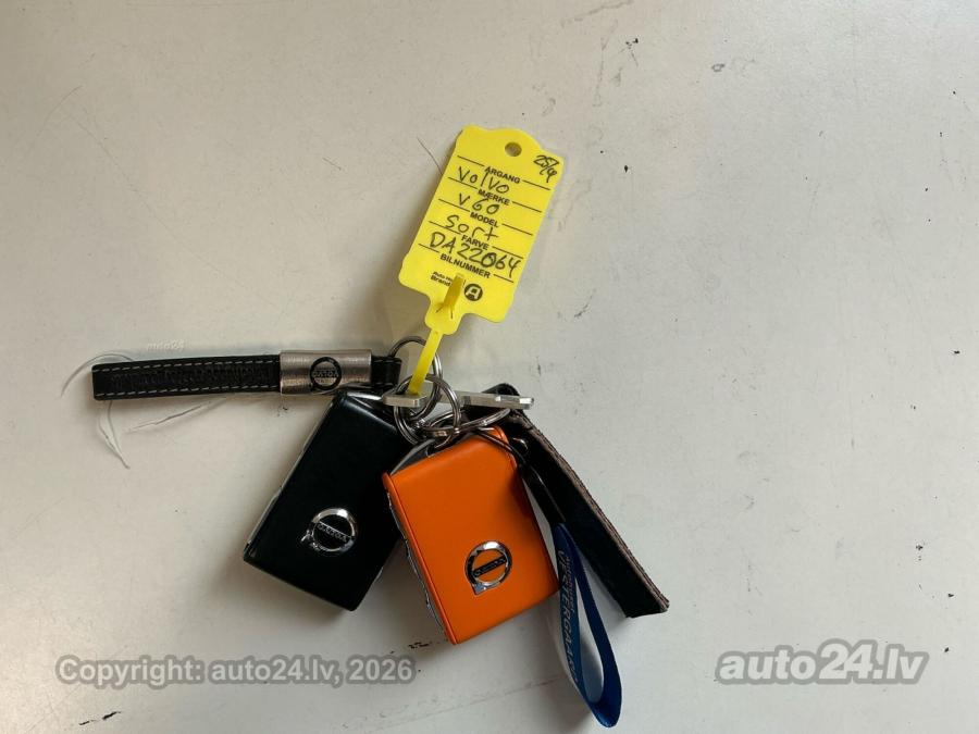 Melns Volvo V60 2021 Tartu, ar dzinēja tilpumu 2.00 L un nobraukumu 200 tūkst. km par 16950 €, foto 12 vietnē AUTOMOTO.COM.LV