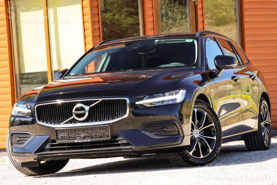 Black Volvo V60 2021 in Tukums, with an engine capacity of 2.00 L and mileage of 182 thousand km for 16990 €, photo 3 on AUTOMOTO.COM.LV