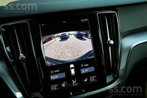 Black Volvo V60 2021 in Tukums, with an engine capacity of 2.00 L and mileage of 182 thousand km for 16990 €, photo 15 on AUTOMOTO.COM.LV