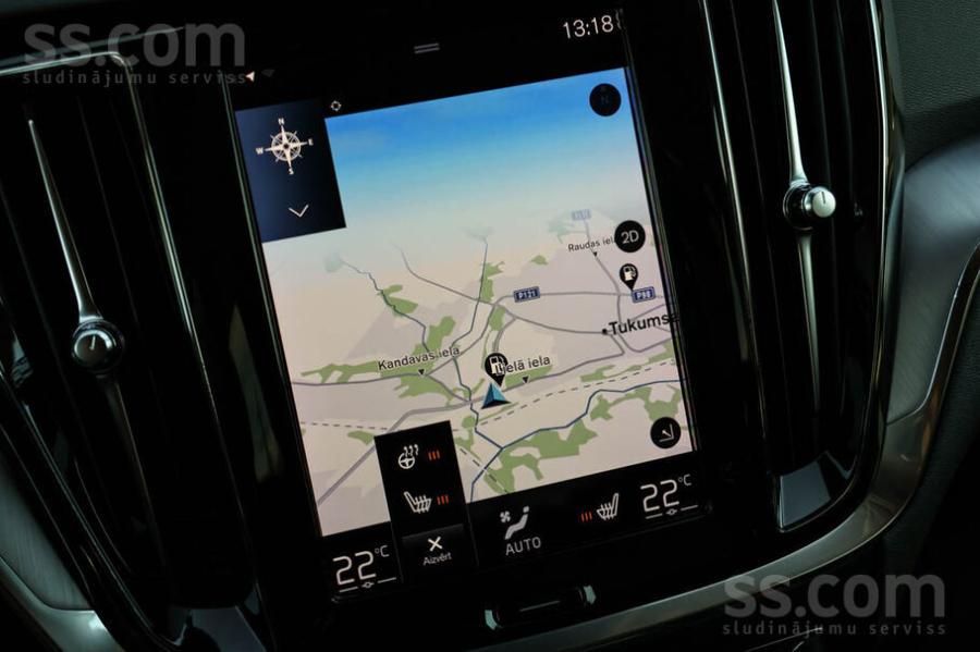 Black Volvo V60 2021 in Tukums, with an engine capacity of 2.00 L and mileage of 182 thousand km for 16990 €, photo 16 on AUTOMOTO.COM.LV