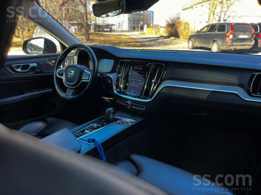Черный Вольво B60 2021 в Рига, объемом двигателя 2.00 л и пробегом 209 тыс. км за 21000 €, фото 11 на AUTOMOTO.COM.LV