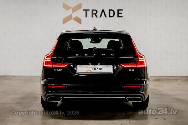 Melns Volvo V60 2021 Pērnava, ar dzinēja tilpumu 2.00 L un nobraukumu 224 tūkst. km par 16490 €, foto 4 vietnē AUTOMOTO.COM.LV