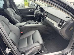Black Volvo V60 2021 in Taurage, with an engine capacity of 2.00 L and mileage of 252 thousand km for 15700 €, photo 14 on AUTOMOTO.COM.LV