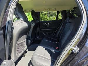 Black Volvo V60 2021 in Telschi, with an engine capacity of 1.97 L and mileage of 250 thousand km for 16800 €, photo 31 on AUTOMOTO.COM.LV