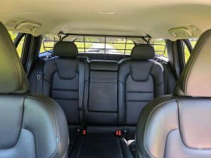 Black Volvo V60 2021 in Telschi, with an engine capacity of 1.97 L and mileage of 250 thousand km for 16800 €, photo 33 on AUTOMOTO.COM.LV
