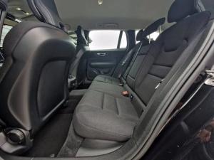 Black Volvo V60 2021 in Riga, with an engine capacity of 2.00 L and mileage of 73 thousand km for 25000 €, photo 10 on AUTOMOTO.COM.LV