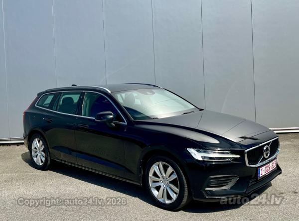 Black Volvo V60 2021 in Tallinn, with an engine capacity of 2.00 L and mileage of 159 thousand km for 15999 €, photo 4 on AUTOMOTO.COM.LV