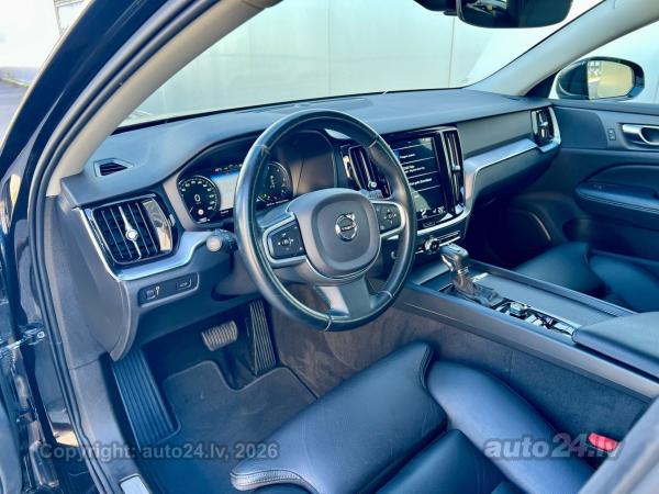 Black Volvo V60 2021 in Tallinn, with an engine capacity of 2.00 L and mileage of 159 thousand km for 15999 €, photo 9 on AUTOMOTO.COM.LV