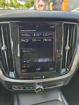 Melns Volvo V60 2021 Panevēža, ar dzinēja tilpumu 2.00 L un nobraukumu 229 tūkst. km par 13500 €, foto 15 vietnē AUTOMOTO.COM.LV