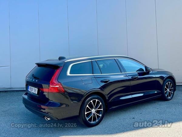 Melns Volvo V60 2021 Tallina, ar dzinēja tilpumu 2.00 L un nobraukumu 130 tūkst. km par 17500 €, foto 6 vietnē AUTOMOTO.COM.LV