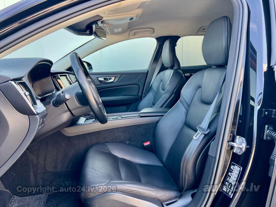 Melns Volvo V60 2021 Tallina, ar dzinēja tilpumu 2.00 L un nobraukumu 130 tūkst. km par 17500 €, foto 10 vietnē AUTOMOTO.COM.LV