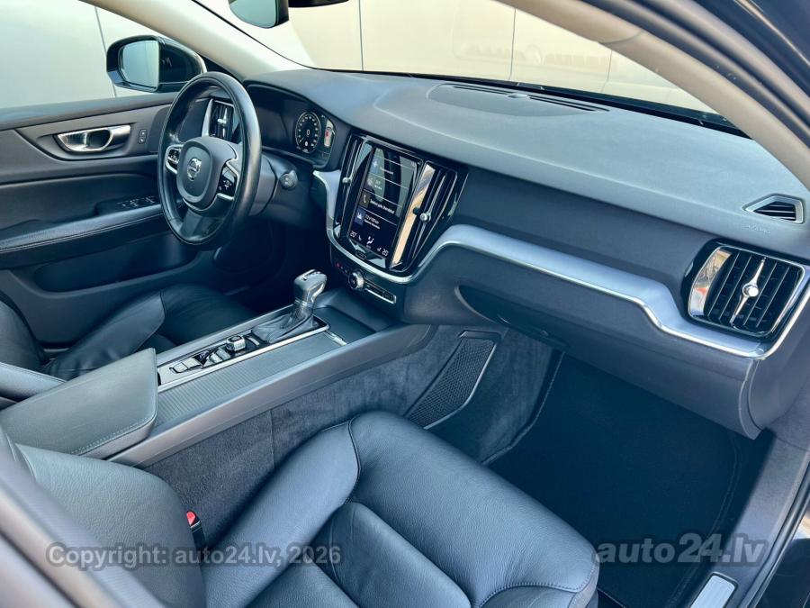 Melns Volvo V60 2021 Tallina, ar dzinēja tilpumu 2.00 L un nobraukumu 130 tūkst. km par 17500 €, foto 13 vietnē AUTOMOTO.COM.LV