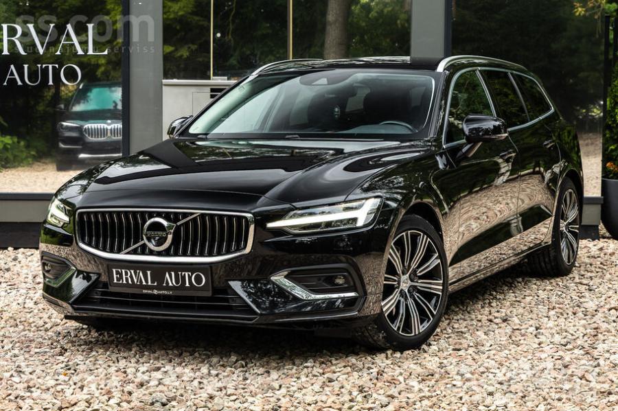 Black Volvo V60 2021 in Jelgava, with an engine capacity of 2.00 L and mileage of 163 thousand km for 19500 €, photo 4 on AUTOMOTO.COM.LV