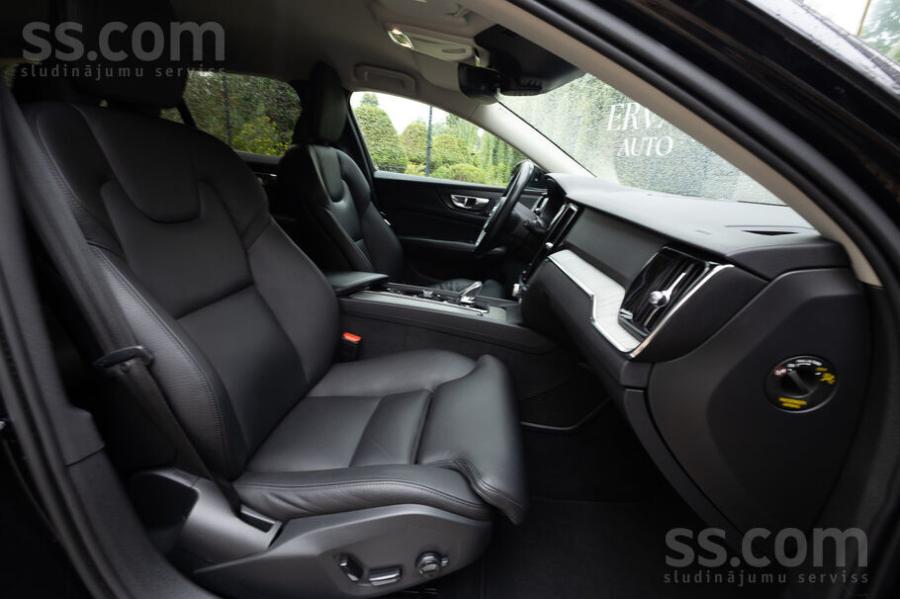 Black Volvo V60 2021 in Jelgava, with an engine capacity of 2.00 L and mileage of 163 thousand km for 19500 €, photo 14 on AUTOMOTO.COM.LV
