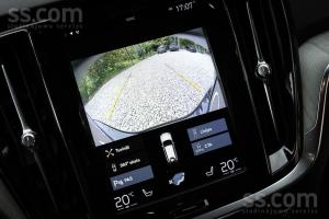Black Volvo V60 2021 in Jelgava, with an engine capacity of 2.00 L and mileage of 163 thousand km for 19500 €, photo 19 on AUTOMOTO.COM.LV