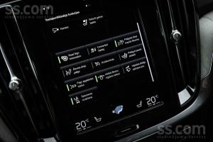 Black Volvo V60 2021 in Jelgava, with an engine capacity of 2.00 L and mileage of 163 thousand km for 19500 €, photo 22 on AUTOMOTO.COM.LV