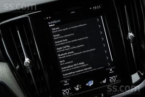 Black Volvo V60 2021 in Jelgava, with an engine capacity of 2.00 L and mileage of 163 thousand km for 19500 €, photo 24 on AUTOMOTO.COM.LV