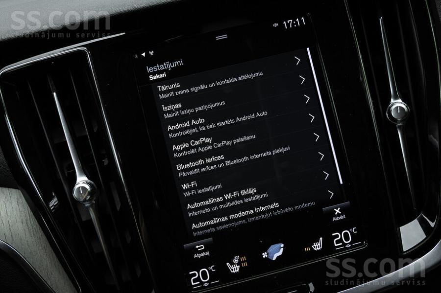 Black Volvo V60 2021 in Jelgava, with an engine capacity of 2.00 L and mileage of 163 thousand km for 19500 €, photo 24 on AUTOMOTO.COM.LV