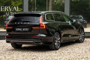 Black Volvo V60 2021 in Jelgava, with an engine capacity of 2.00 L and mileage of 163 thousand km for 19500 €, photo 7 on AUTOMOTO.COM.LV