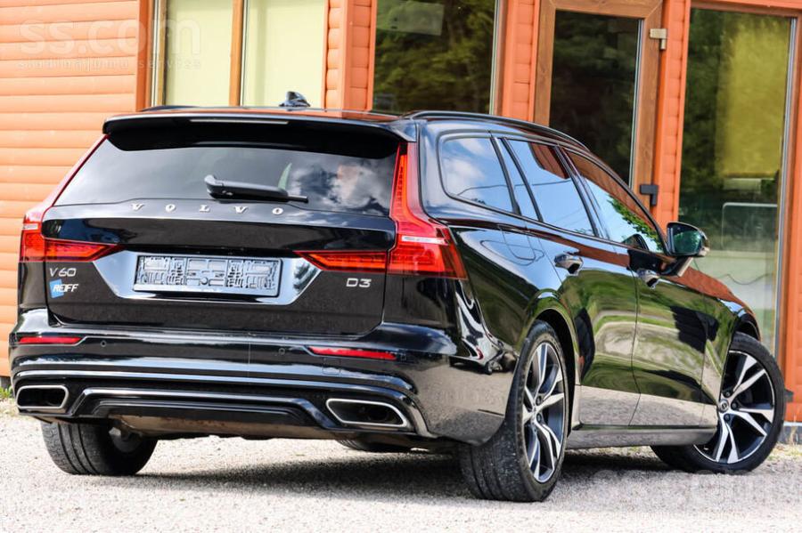 Melns Volvo V60 2021 Tukums, ar dzinēja tilpumu 2.00 L un nobraukumu 218 tūkst. km par 16490 €, foto 4 vietnē AUTOMOTO.COM.LV