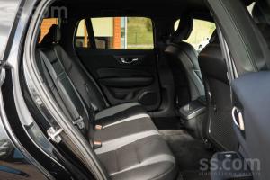 Melns Volvo V60 2021 Tukums, ar dzinēja tilpumu 2.00 L un nobraukumu 218 tūkst. km par 16490 €, foto 10 vietnē AUTOMOTO.COM.LV