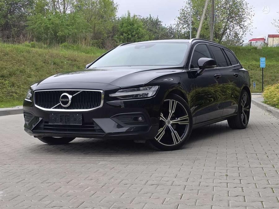 Черный Вольво B60 2021 в Вильнюс, объемом двигателя 2.00 л и пробегом 72 тыс. км за 22900 €, фото 4 на AUTOMOTO.COM.LV