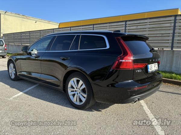 Вольво B60 2021 в Таллин на AUTOMOTO.COM.LV Черный Вольво B60 2021 в Таллин, объемом двигателя 2.00 л и пробегом 122 тыс. км за 24900 €, фото 6 на AUTOMOTO.COM.LV