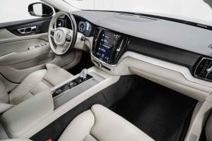 Melns Volvo V60 2021 Tallina, ar dzinēja tilpumu 2.00 L un nobraukumu 150 tūkst. km par 20900 €, foto 8 vietnē AUTOMOTO.COM.LV