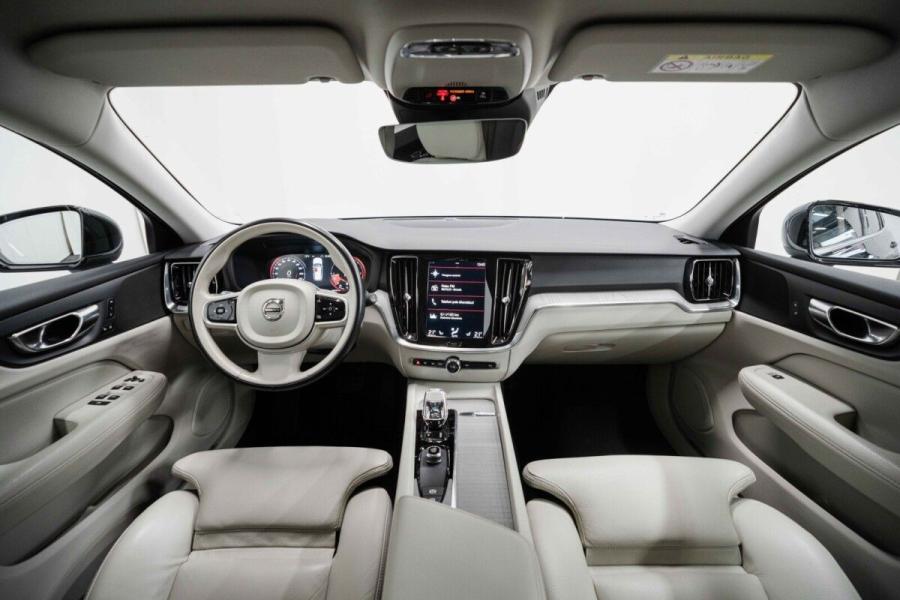 Melns Volvo V60 2021 Tallina, ar dzinēja tilpumu 2.00 L un nobraukumu 150 tūkst. km par 20900 €, foto 10 vietnē AUTOMOTO.COM.LV