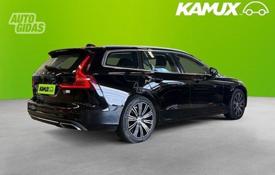 Black Volvo V60 2022 in Kaunas, with an engine capacity of 0.00 L and mileage of 53 thousand km for 37650 €, photo 4 on AUTOMOTO.COM.LV
