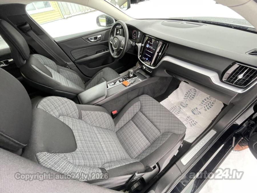 Melns Volvo V60 2022 Tartu, ar dzinēja tilpumu 2.00 L un nobraukumu 193 tūkst. km par 19999 €, foto 5 vietnē AUTOMOTO.COM.LV