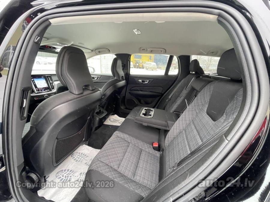 Melns Volvo V60 2022 Tartu, ar dzinēja tilpumu 2.00 L un nobraukumu 193 tūkst. km par 19999 €, foto 9 vietnē AUTOMOTO.COM.LV
