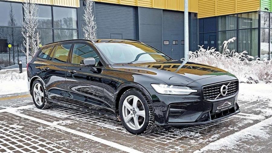 Black Volvo V60 2022 in Vilnius, with an engine capacity of 1.97 L and mileage of 210 thousand km for 17990 €, photo 11 on AUTOMOTO.COM.LV