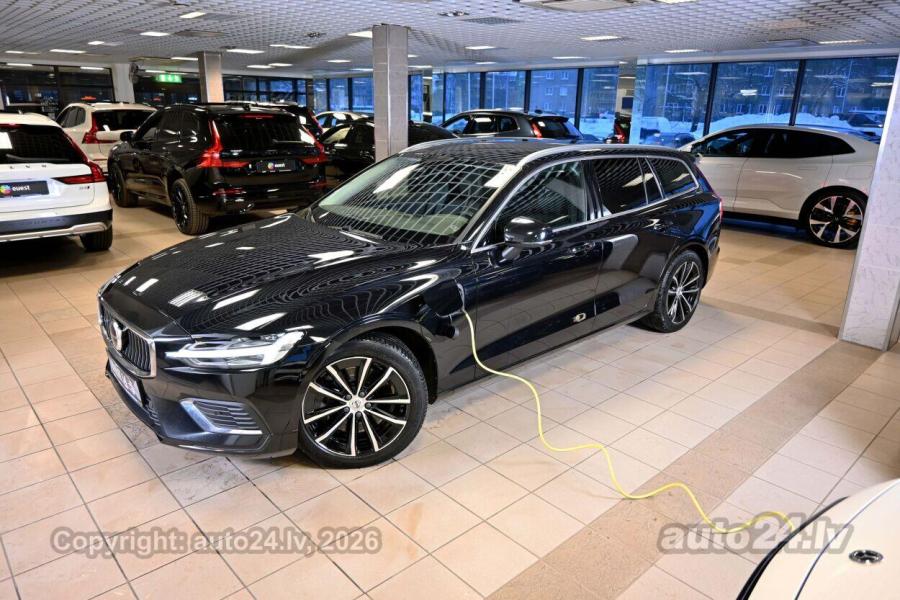 Melns Volvo V60 2022 Tallina, ar dzinēja tilpumu 2.00 L un nobraukumu 137 tūkst. km par 32880 €, foto 6 vietnē AUTOMOTO.COM.LV