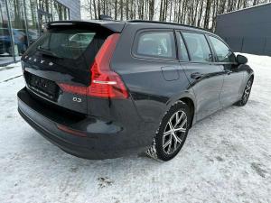 Black Volvo V60 2022 in Kaunas, with an engine capacity of 1.97 L and mileage of 174 thousand km for 16500 €, photo 4 on AUTOMOTO.COM.LV