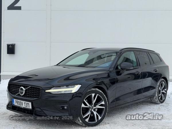 Black Volvo V60 2022 in Tallinn, with an engine capacity of 2.00 L and mileage of 125 thousand km for 25499 €, photo 2 on AUTOMOTO.COM.LV