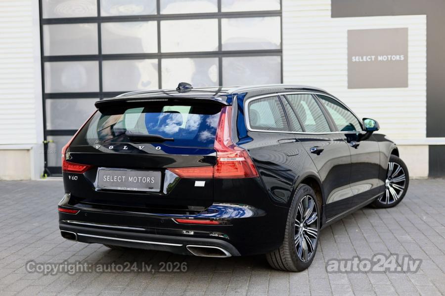 Melns Volvo V60 2022 Tallina, ar dzinēja tilpumu 2.00 L un nobraukumu 185 tūkst. km par 26900 €, foto 5 vietnē AUTOMOTO.COM.LV