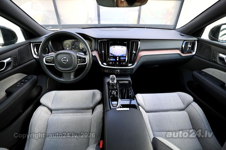 Melns Volvo V60 2022 Tallina, ar dzinēja tilpumu 2.00 L un nobraukumu 185 tūkst. km par 26900 €, foto 6 vietnē AUTOMOTO.COM.LV