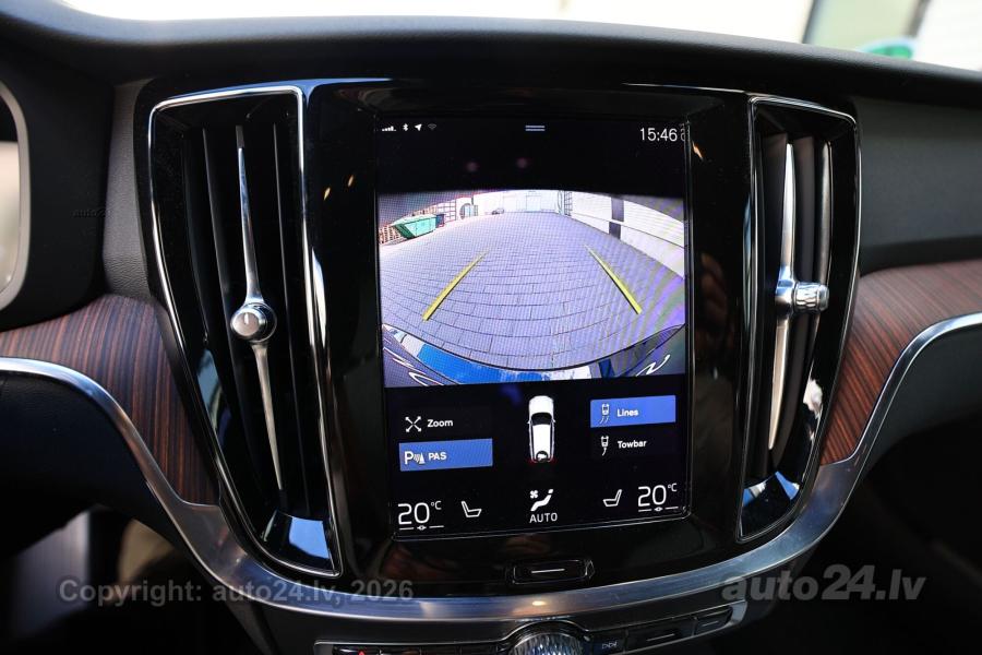 Melns Volvo V60 2022 Tallina, ar dzinēja tilpumu 2.00 L un nobraukumu 185 tūkst. km par 26900 €, foto 16 vietnē AUTOMOTO.COM.LV