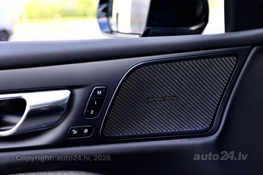 Melns Volvo V60 2022 Tallina, ar dzinēja tilpumu 2.00 L un nobraukumu 185 tūkst. km par 26900 €, foto 17 vietnē AUTOMOTO.COM.LV