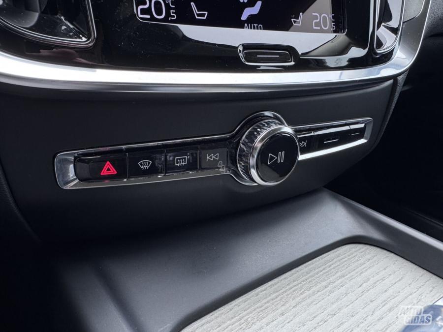 Черный Вольво B60 2022 в Авиженяй, объемом двигателя 2.00 л и пробегом 170 тыс. км за 18950 €, фото 25 на AUTOMOTO.COM.LV