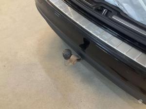 Black Volvo V60 2022 in Vilnius, with an engine capacity of 1.97 L and mileage of 253 thousand km for 13500 €, photo 25 on AUTOMOTO.COM.LV