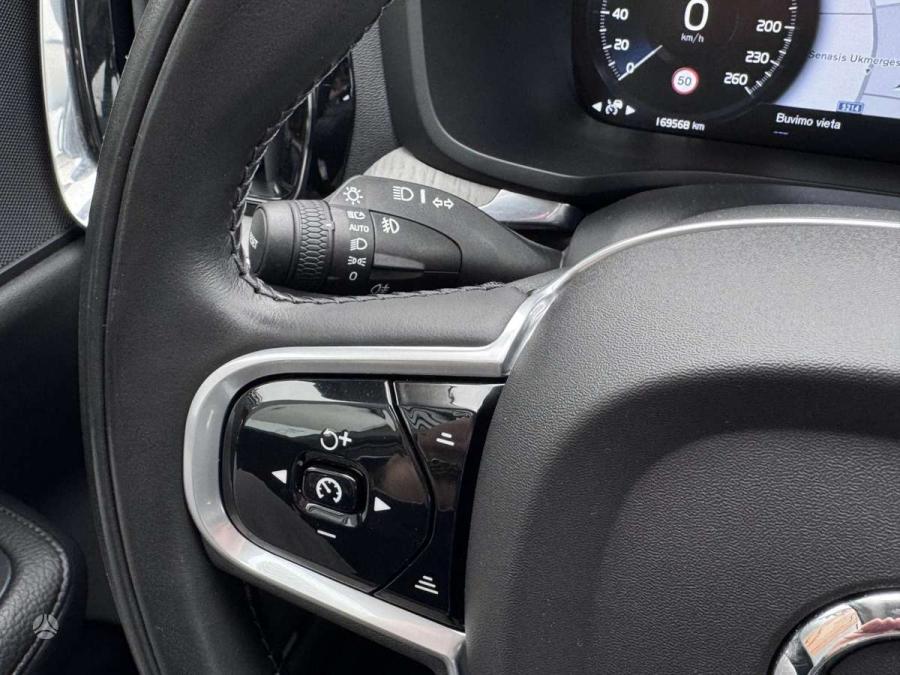 Melns Volvo V60 2022 Viļņa, ar dzinēja tilpumu 2.00 L un nobraukumu 170 tūkst. km par 18950 €, foto 16 vietnē AUTOMOTO.COM.LV